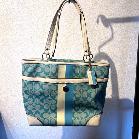Coach | Bags | Coach Chelsea Heritage F4477 Signature Shoulder Tote ...